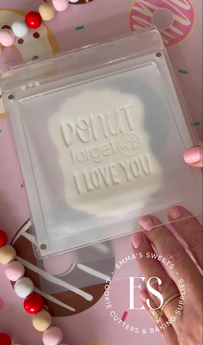 Donut Forget I Love You Stencil – Emma's Sweets